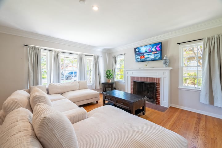 Home Away Home In Monrovia 3b2b - Monrovia, CA