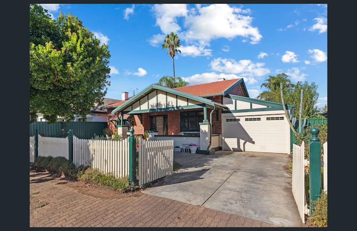 Classic Family Bungalow Close To Adelaide's Best - Walkerville