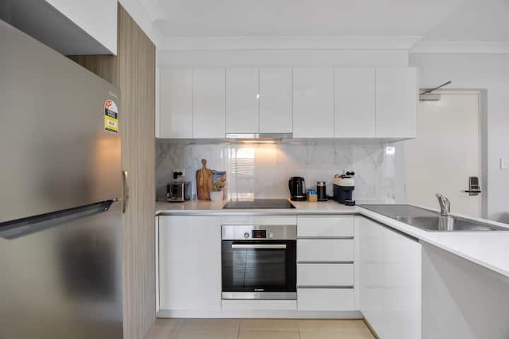 Tranquil Rockingham Base For Corporate Guests - Rockingham