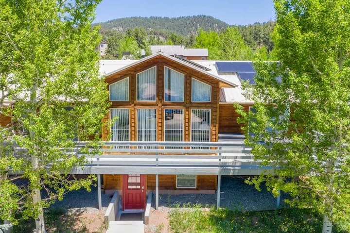 Mnt Retreat / Downtown /Pikespeak Views/charis/awm - Woodland Park, CO