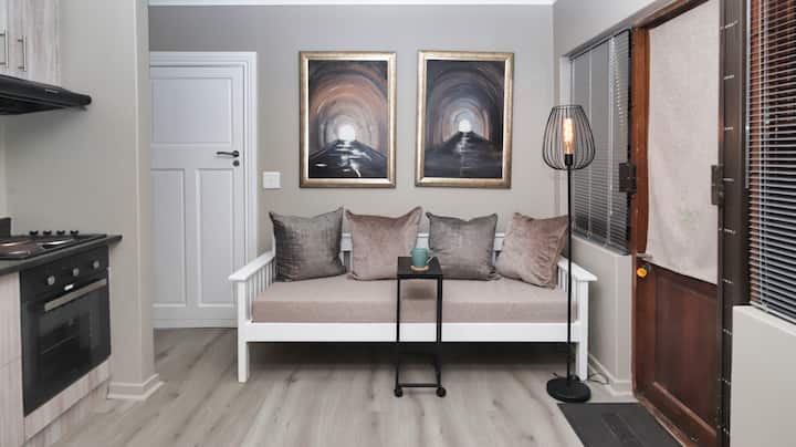 Royal Rock Apartment - Paarl