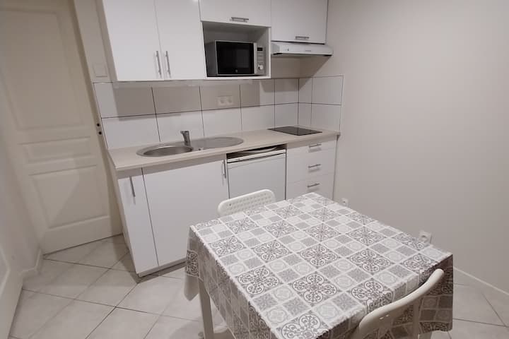 Chambre Dans Une Maison - Ascain