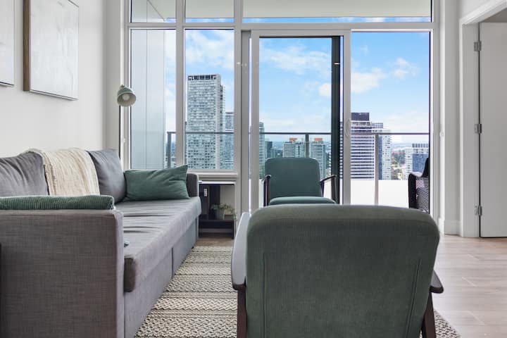 The Alto | Luxe Furnished | New - Surrey
