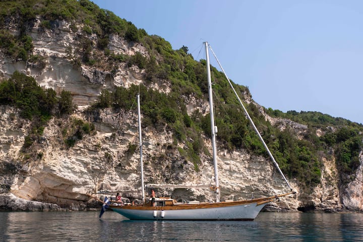 Nereid - Paxos