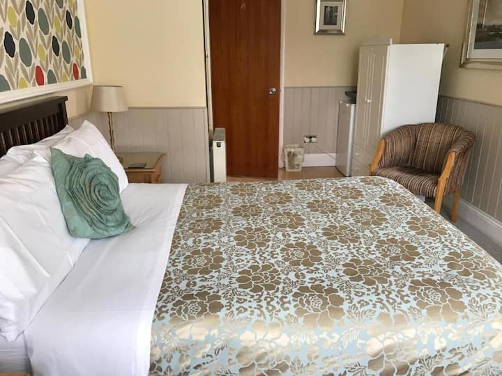 Double Room En Suite - Hull