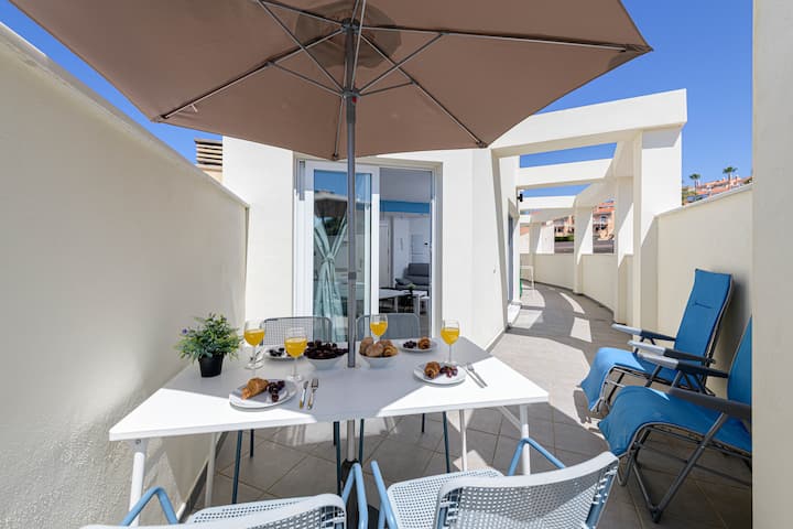 Wintowinrentals Penthouse, Private Terrace, Beach - Rincón de la Victoria