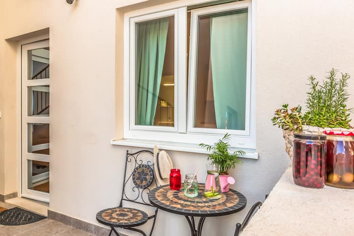 Studio Apartman Sole Mio - Mimice