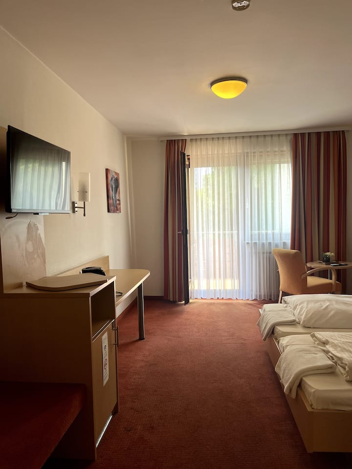 Zentral Und Praktisch Stadt Hotel Allee25 - Stuttgart