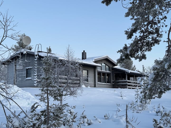 Villa Karhunpesä I On The Hill - Saariselkä