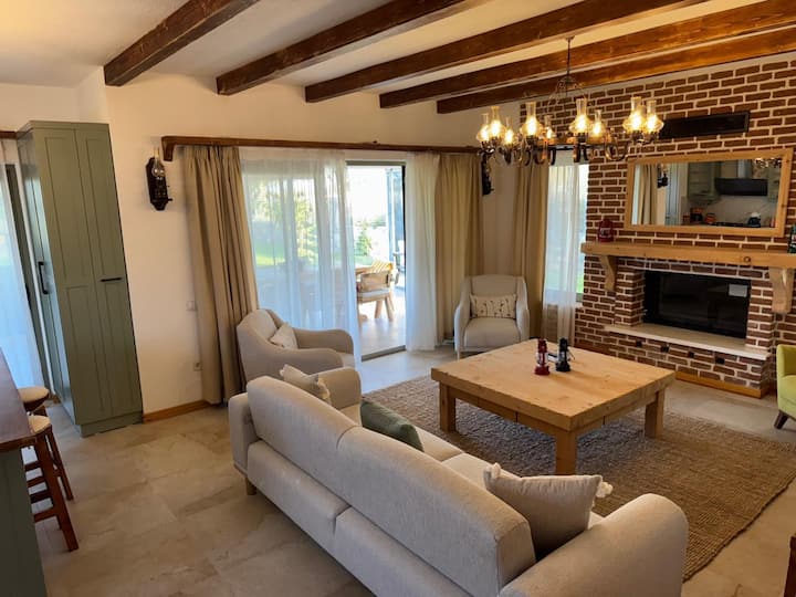 Datça’da Sessiz, ŞıK Taş Villa - Datça