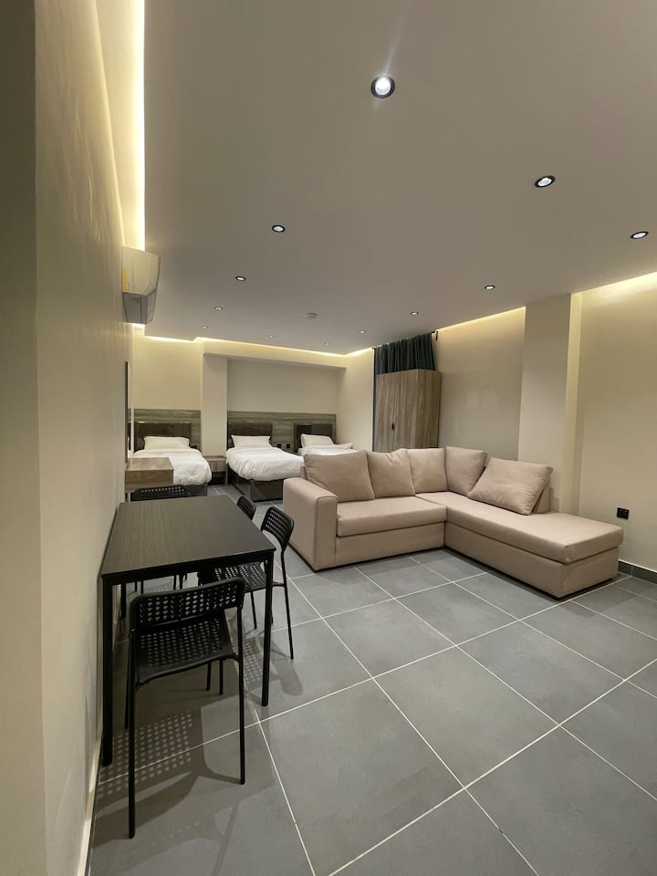 Steps From Alharam, Everything You Need Around You - Madinah