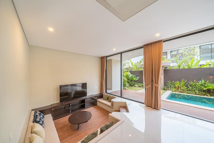 Modern 3br Villa W/ Private Pool, Serangan Beach - Sanur