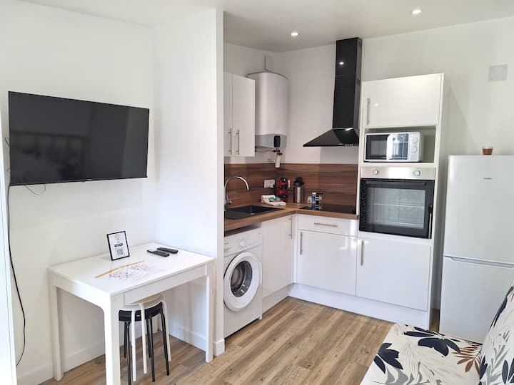 Maisonnette 4 Pers - Terrasse - Olivet - Le Zenith d'Orléans