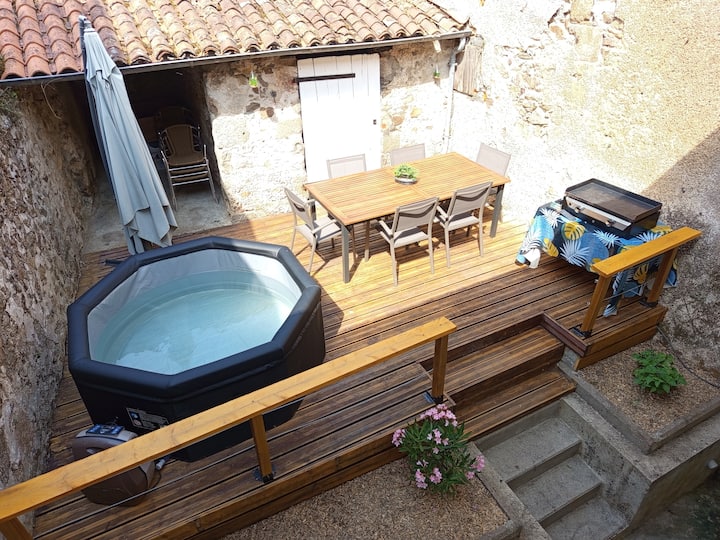 Maison De Ville Avec Terrasse - Esse