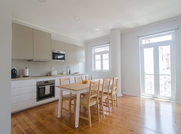 Apartamento Em Almada Velha - Almada