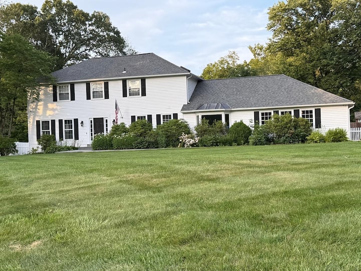 Brookfield Family Oasis - Brookfield, CT