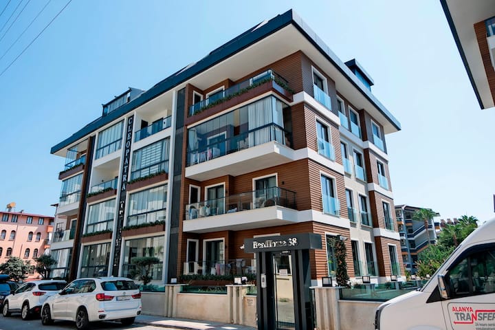 2bd Flat 350m To The Cleopatra - Alanya