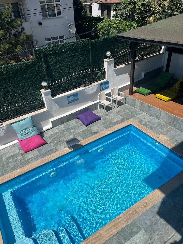 White House - Sakarya