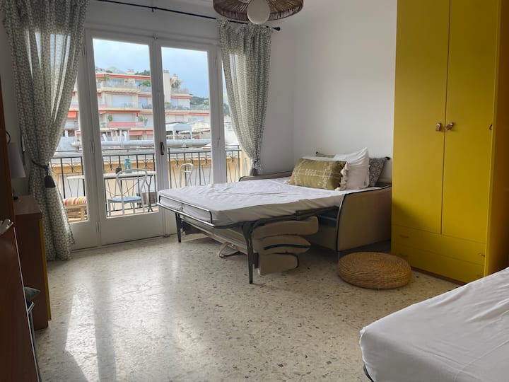 Menton, Studio Pour 3 Personnes, Proche Gare - Menton