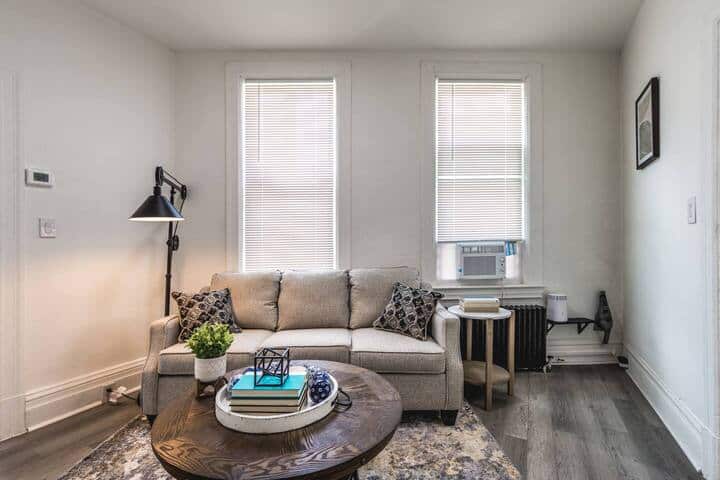 Sleek City Loft - Pittsburgh, PA