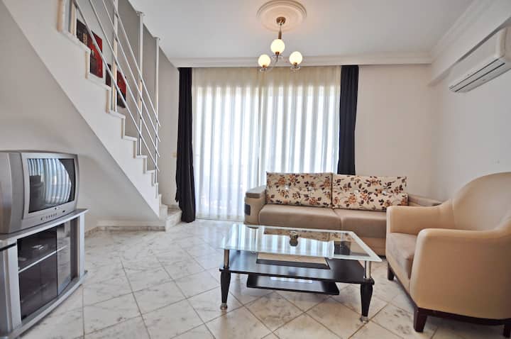Deniz Manzaralı Daire - Çalış Beach