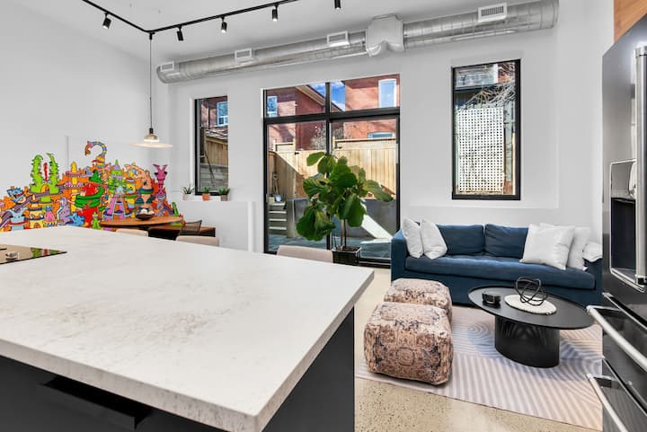 Free Parking New And Modern Home Downtown Toronto - Toronto