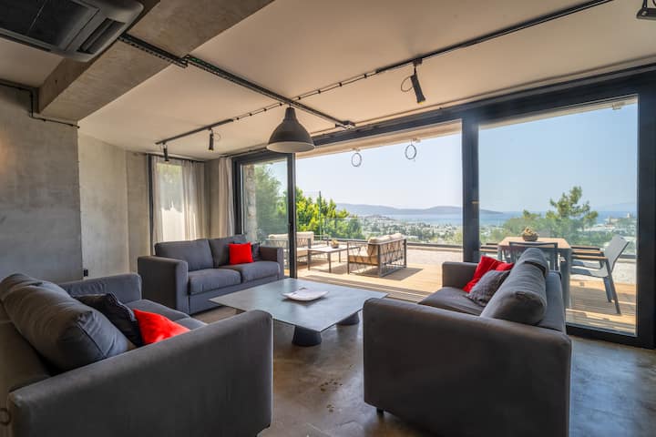 Amazing Views & Brutalist Design - Bodrum