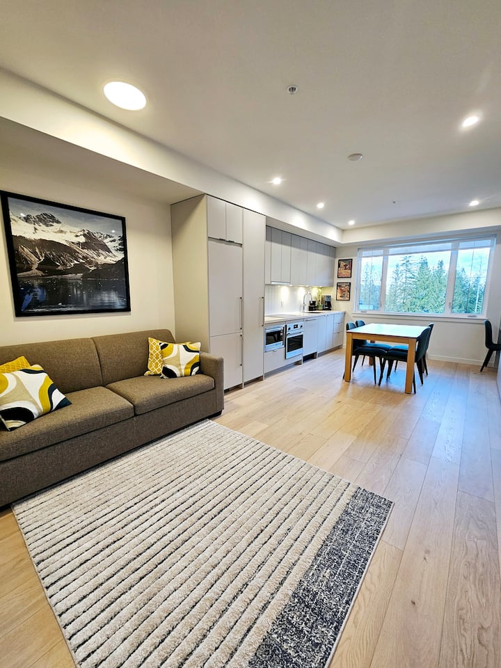 The Beer Belly Inn At Red Resort - Rossland