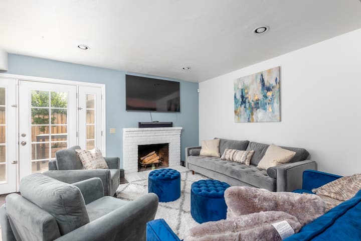 Heidi House - Entire Home | Pet Friendly - Redlands, CA