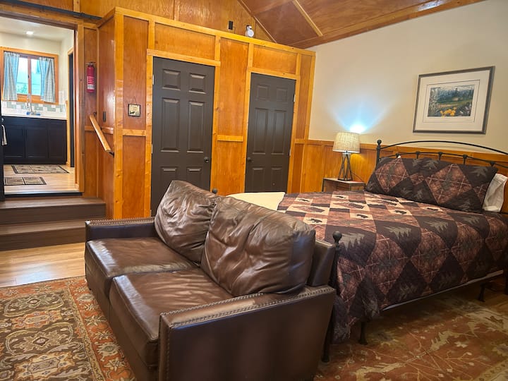 Cute And Clean With Ev Charger - Idyllwild-Pine Cove, CA