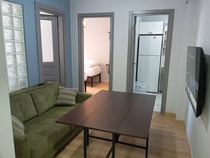 Royal Suit 4 Room In Taksim And No Stairs - Istanbul