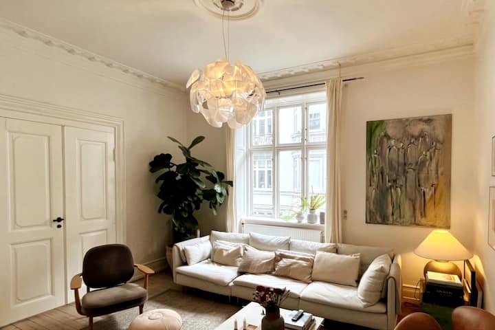 Lejlighed Med Ideel Beliggenhed - Copenhague
