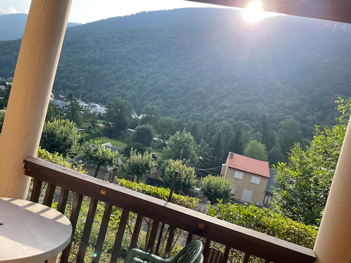 Séjour Cosy à Luchon Avec Vue Sur Les Montagnes - Les