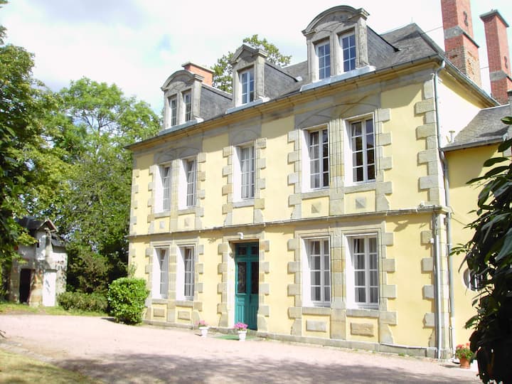Gite De Groupe Auvergne Centre - Allier