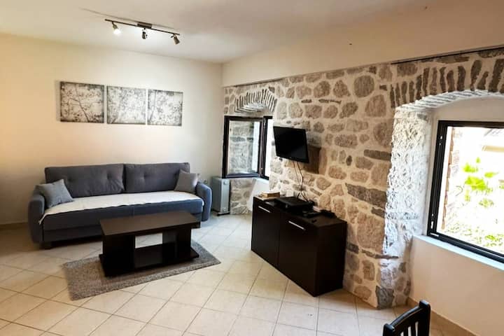 *1br Apartment In Boka Bay * - Kotor