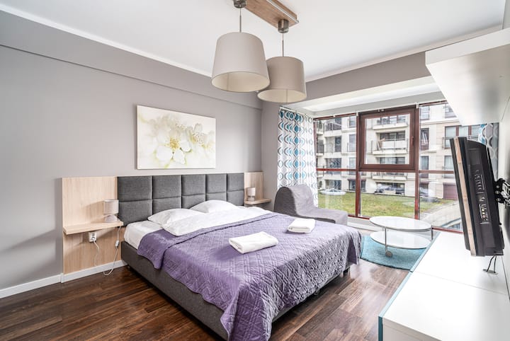 Rentplanet - Przemyslowa Studio - Cracovia
