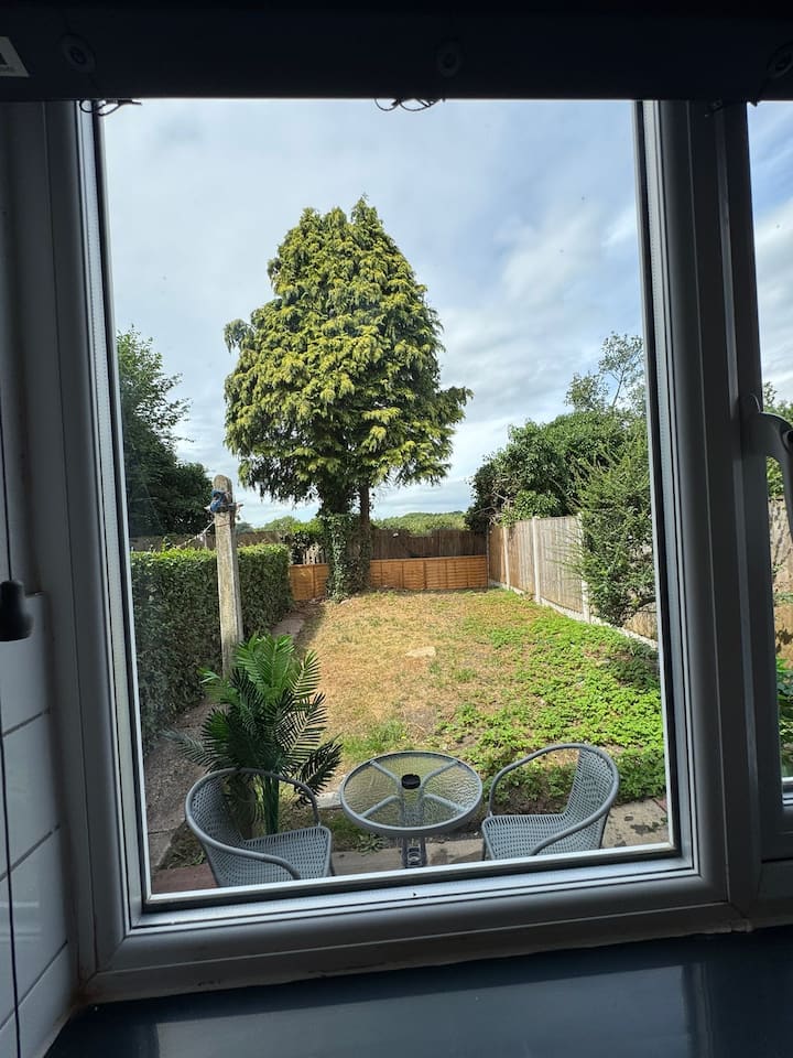 Comfy House W/ Garden & Drive - Nottingham