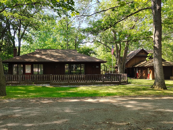 Cozy Cabin - Port Austin, MI