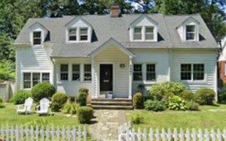 Cape Cod House In Bethesda, Walk To Metro - Bethesda, MD