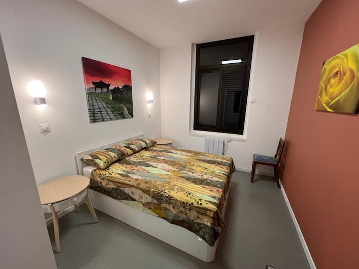 Appartement - Abbaye Aux Dames, Parking Réservé - Saintes