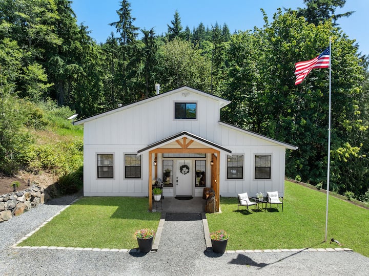 The Barn On Lord Hill - Monroe, WA