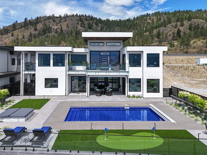 Robbin's Nest 1-perfect For Extended Stays - West Kelowna