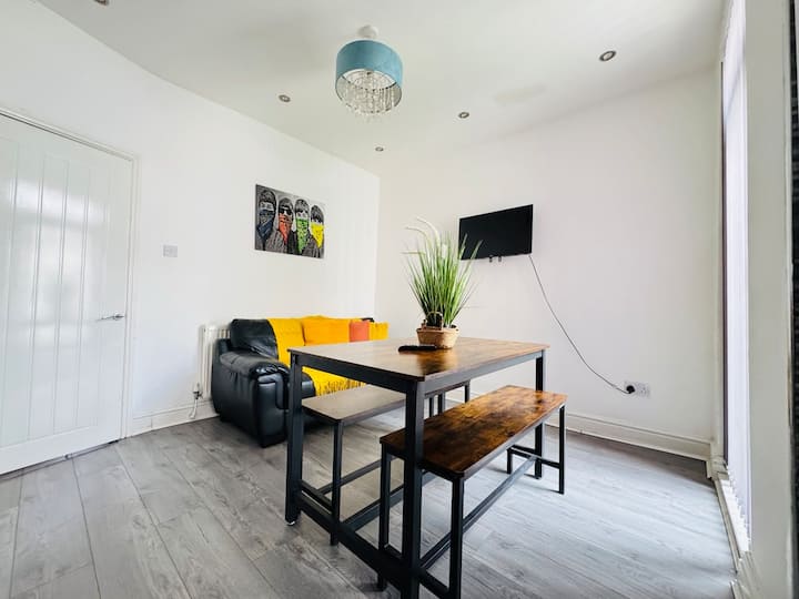 Comfy Double Bed Room In Shared House At Sutcliffe - イギリス リバプール