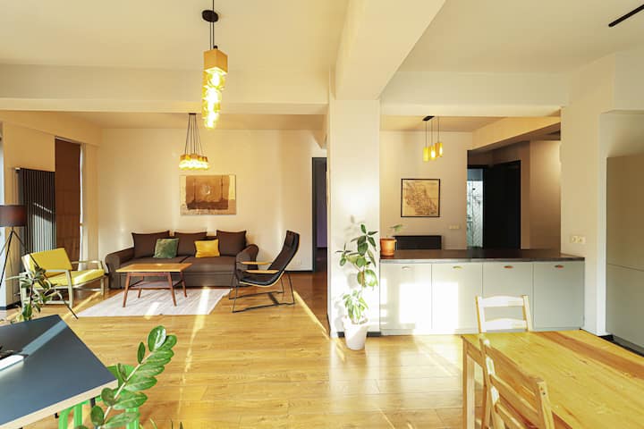 103 M2 • Oven • Gym • Pool • Wm • Dw • Balcony - Tbilisi