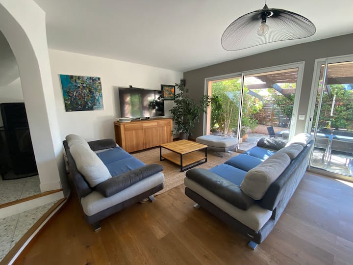 Maison Pour Se Retrouver En Famille Ou Entre Amis - Montpellier
