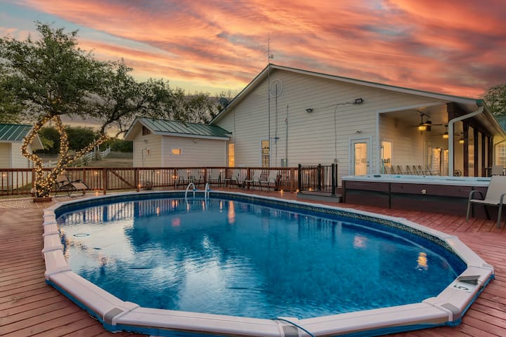 5-acre Resort Compound | Pool, Spa, & Game Garage - Lakeway, TX