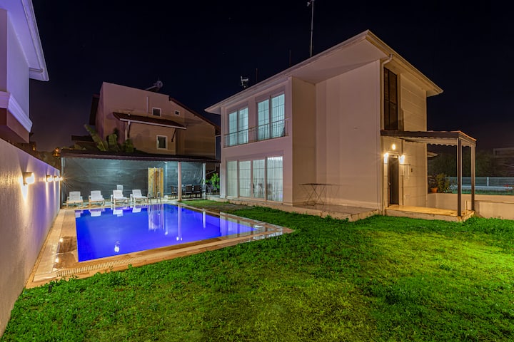 Near The Land Of Legends , With Pool Villa Larisa - Serik
