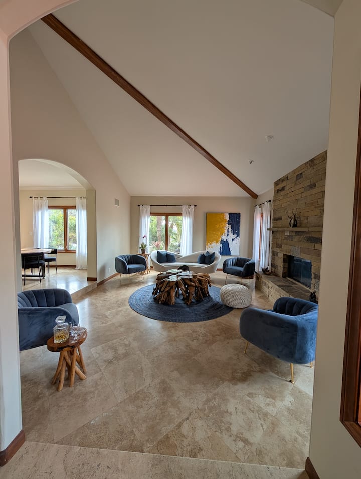 Peaceful Stay In Carlsbad - San Marcos, CA