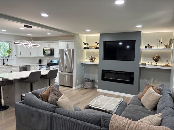 2 Bedroom House - Camrose
