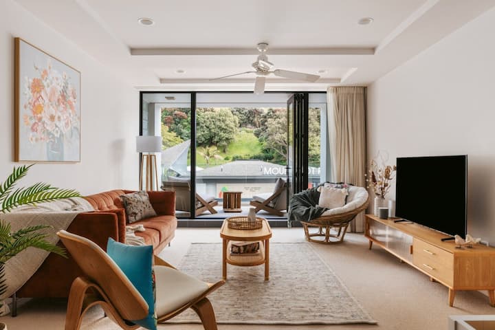 Apartment In The Heart Of Mount Maunganui + Views! - Mount Maunganui